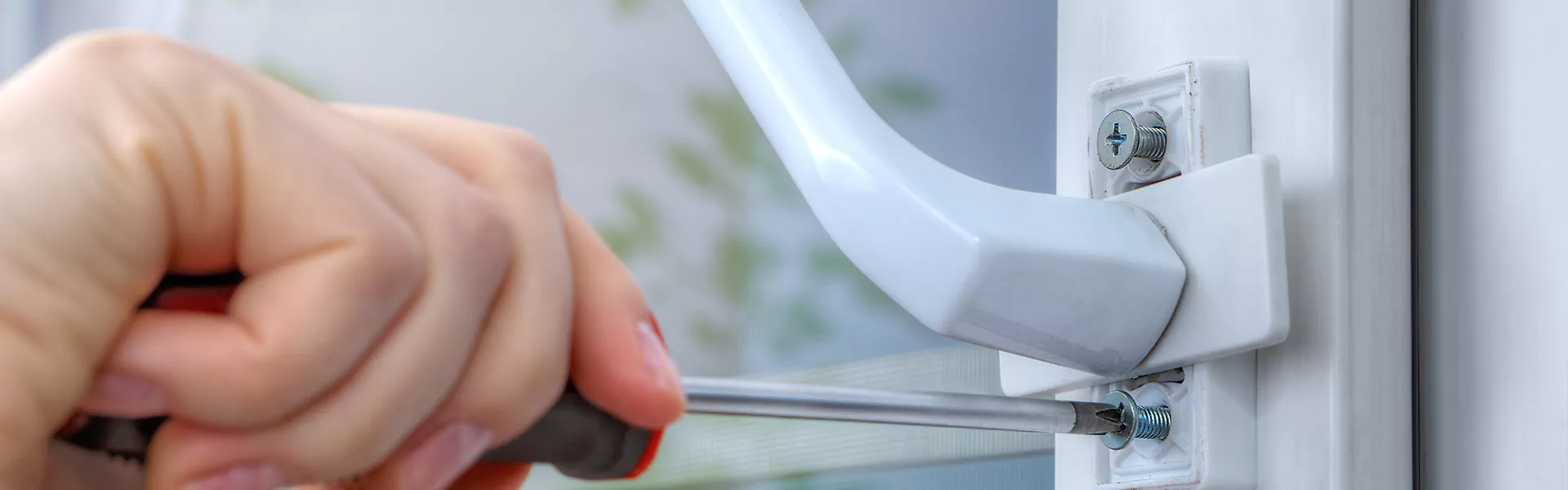 Window Handle Replacement Tamiami - Broken Window Handle
